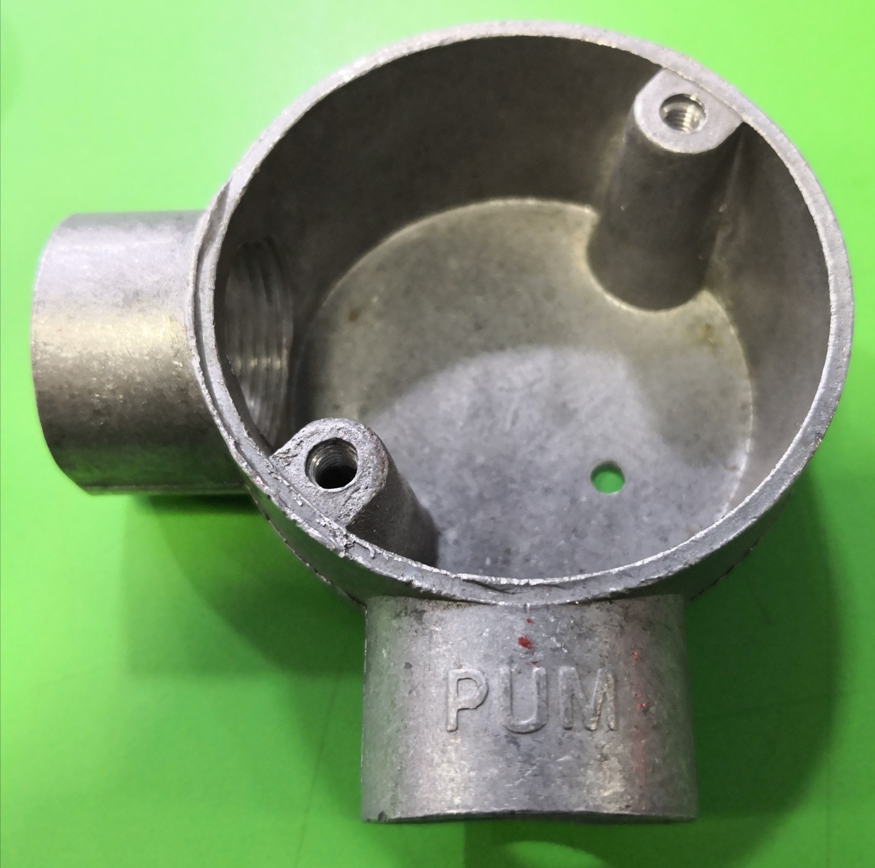 PUM 1" GI Angle Box