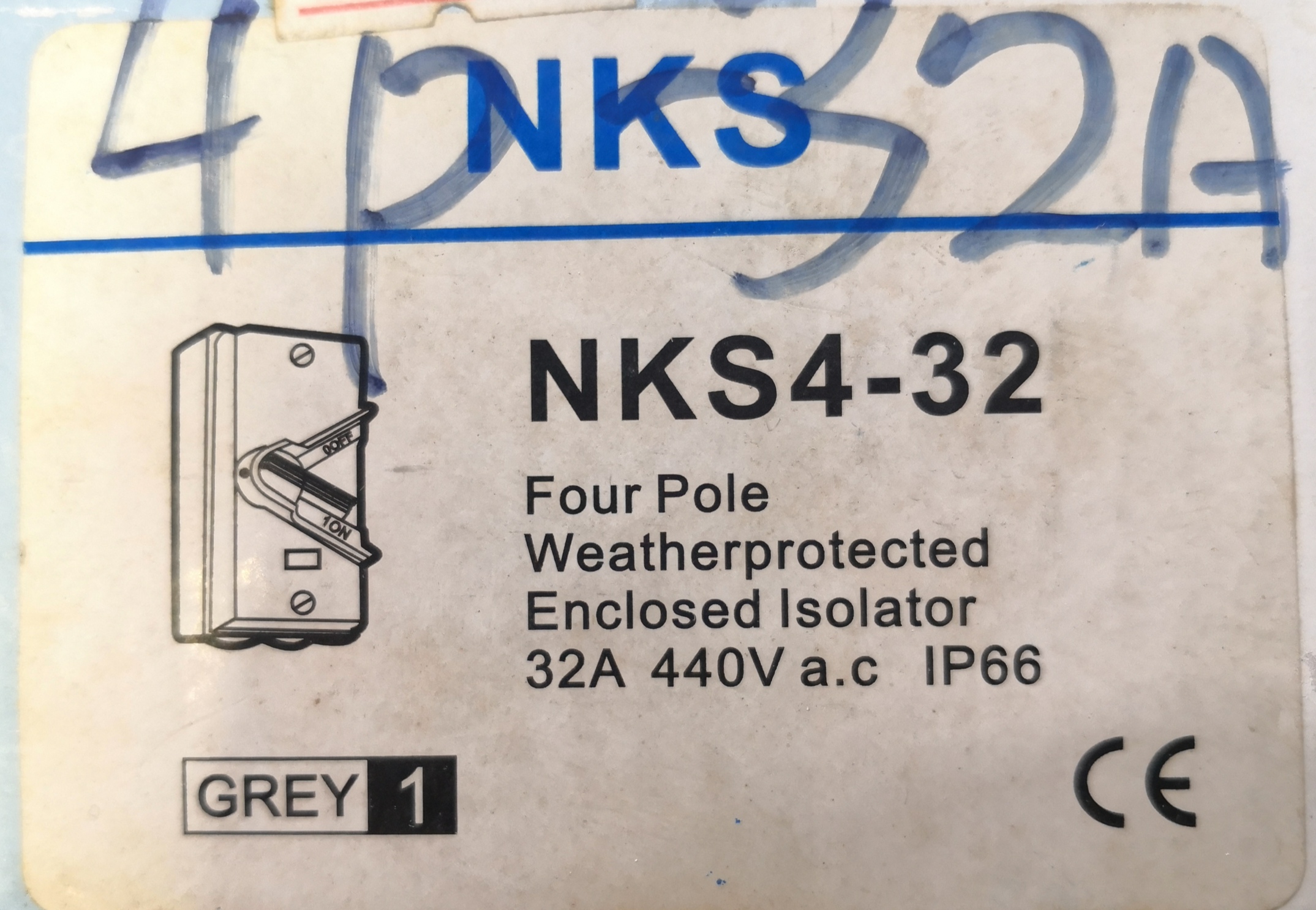 Neiken Weatherproof 4P32A Isolator (NKS4-32)